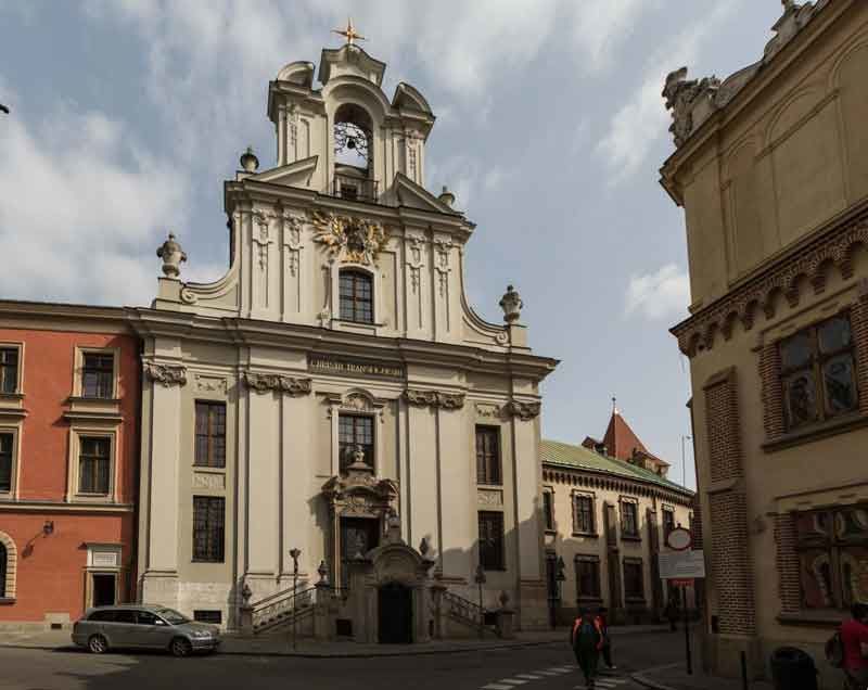 Zaginione relikwie odnalezione krakowskim kościele pijarów | eKAI Zaginione relikwie odnalezione krakowskim kościele pijarów | eKAI