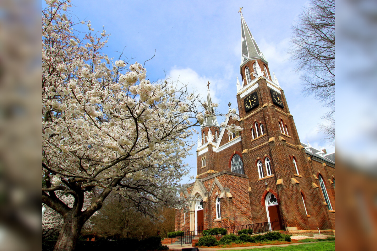 Opat, rektor benedyktyńskiego kolegium o potrzebie nauczania „prawdy ...
