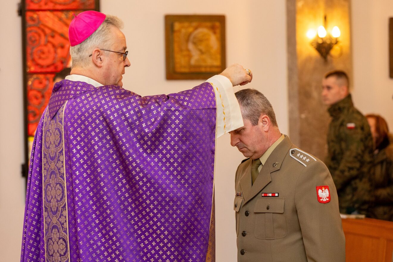 eKAI | Warszawa – żołnierze kompleksu wojskowego 44 rozpoczęli Wielki ...