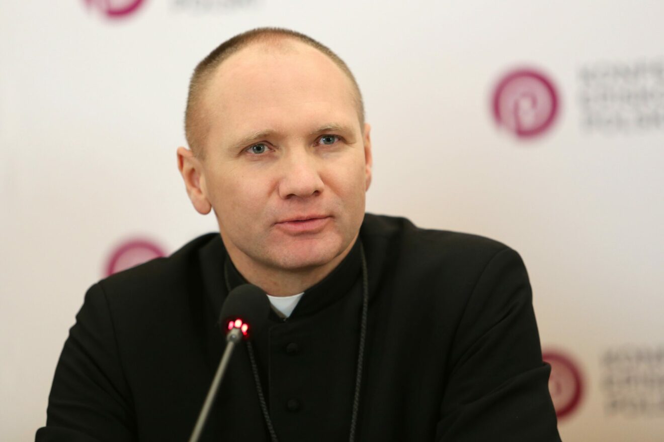 O. Tomasz Maniura OMI: wierni często nie traktują księdza jak zwykłego człowieka | eKAI