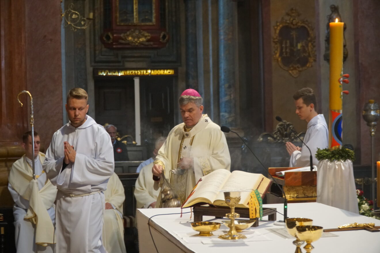 Abp Zieliński na święceniach chrystusowców | eKAI